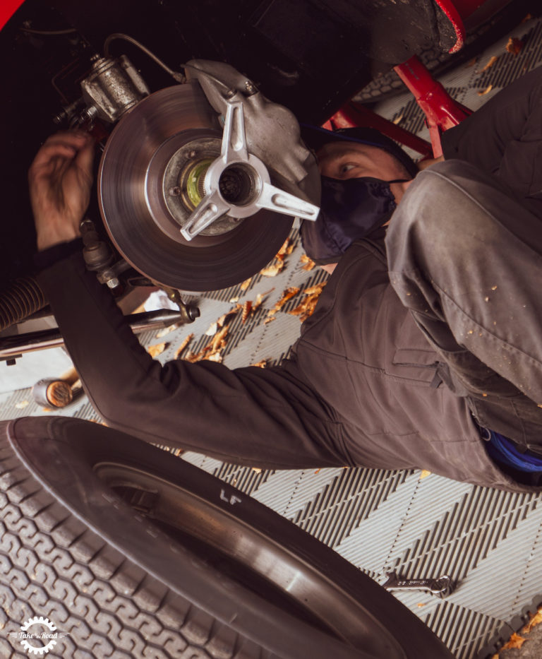How to Become a Mechanic in the UK – Auto Repairzz